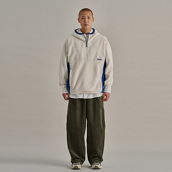 [NONTYPE] [투어스 지훈 착용] PANELED FLEECE SCOOBA HOODY IVORY | N248MST205M